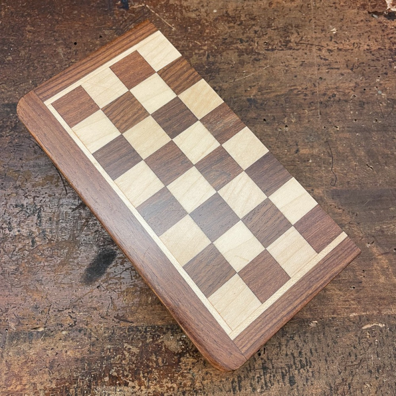 Folding chess set