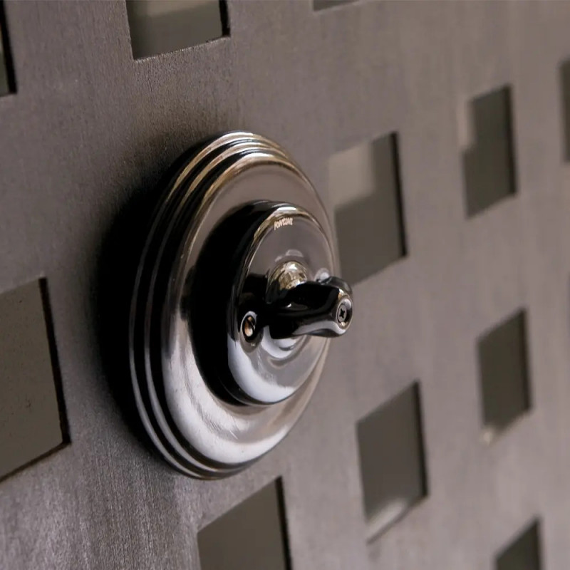 Single porcelain flush mount switch