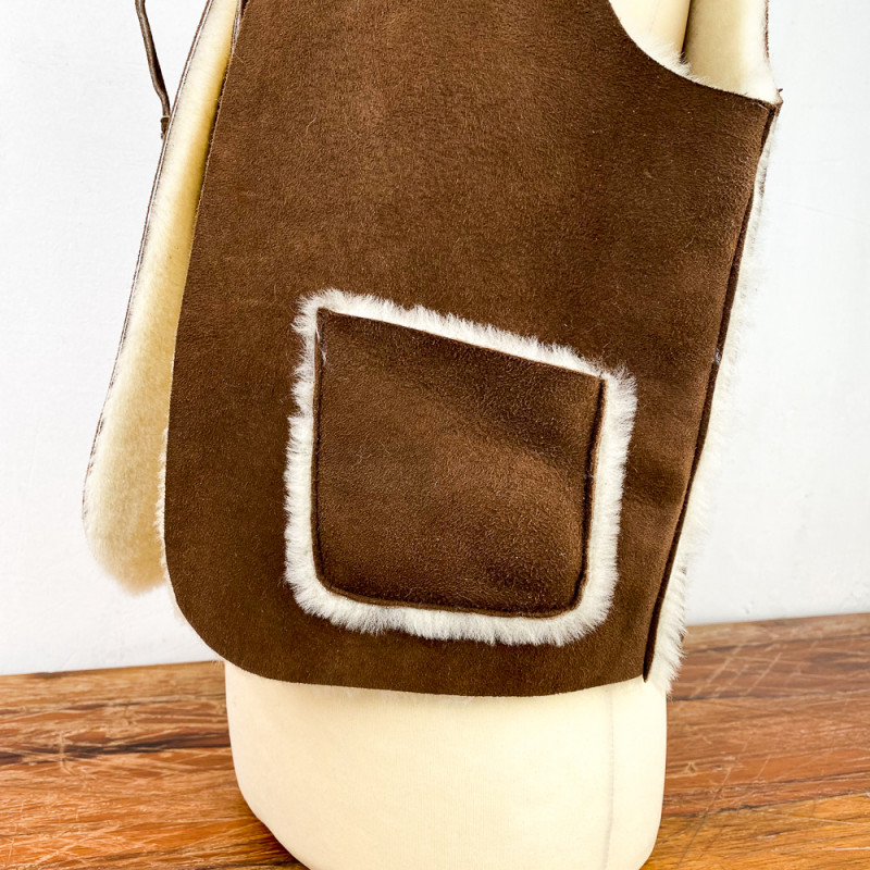 Shepherd's vest in lambskin