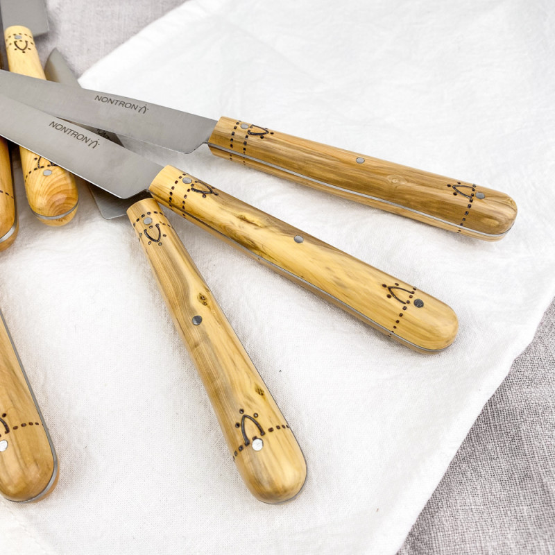Nontron table knives