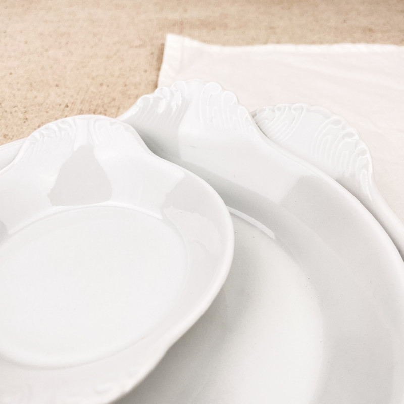 Round dish with ears in Limoges porcelain