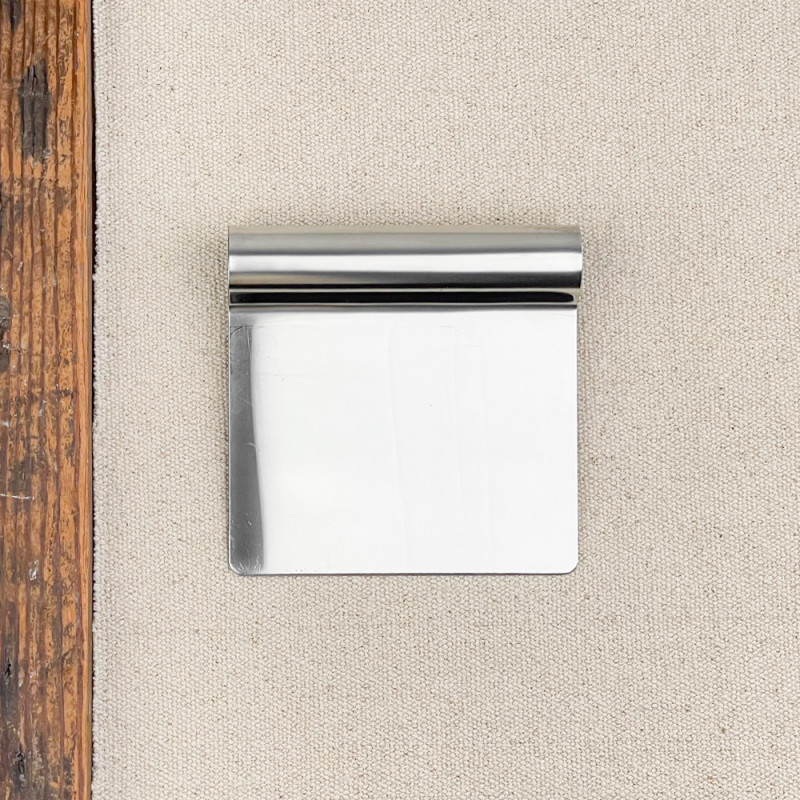 12cm stainless steel straight pastry cutter