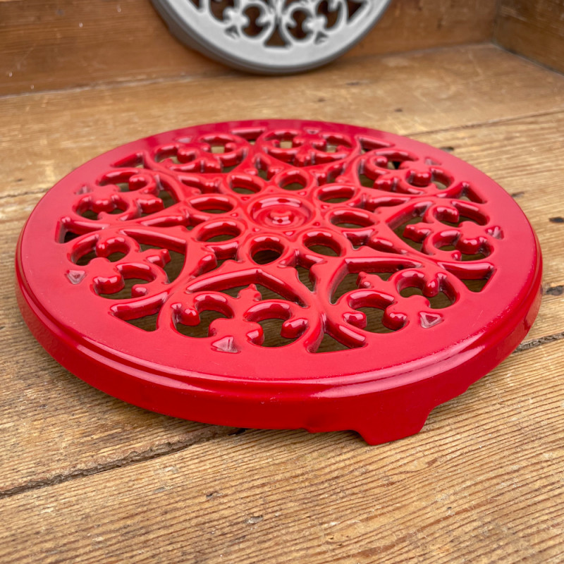 Cast iron trivet