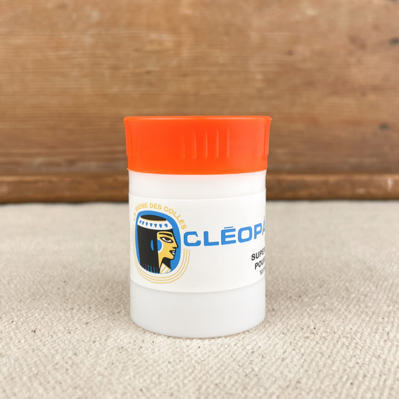 Pot de colle Cléopâtre 50g