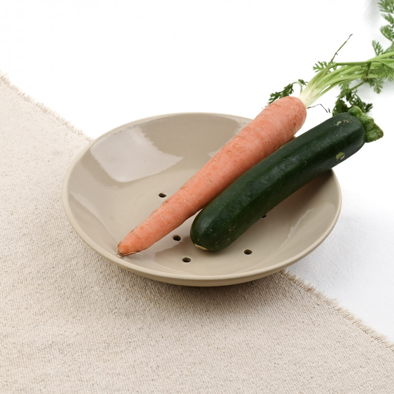Natural stoneware drip plate