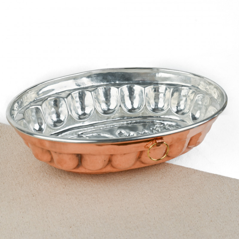 Oval copper cake mould