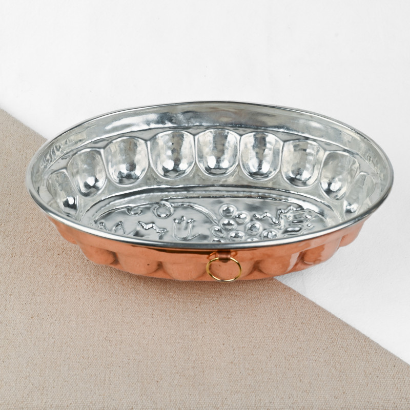 Oval copper cake mould