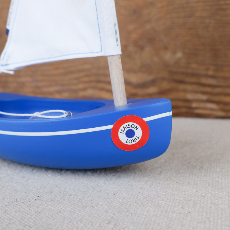 Wooden tuna boat small model