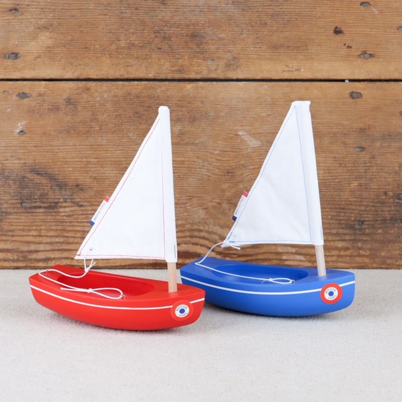 Wooden tuna boat small model