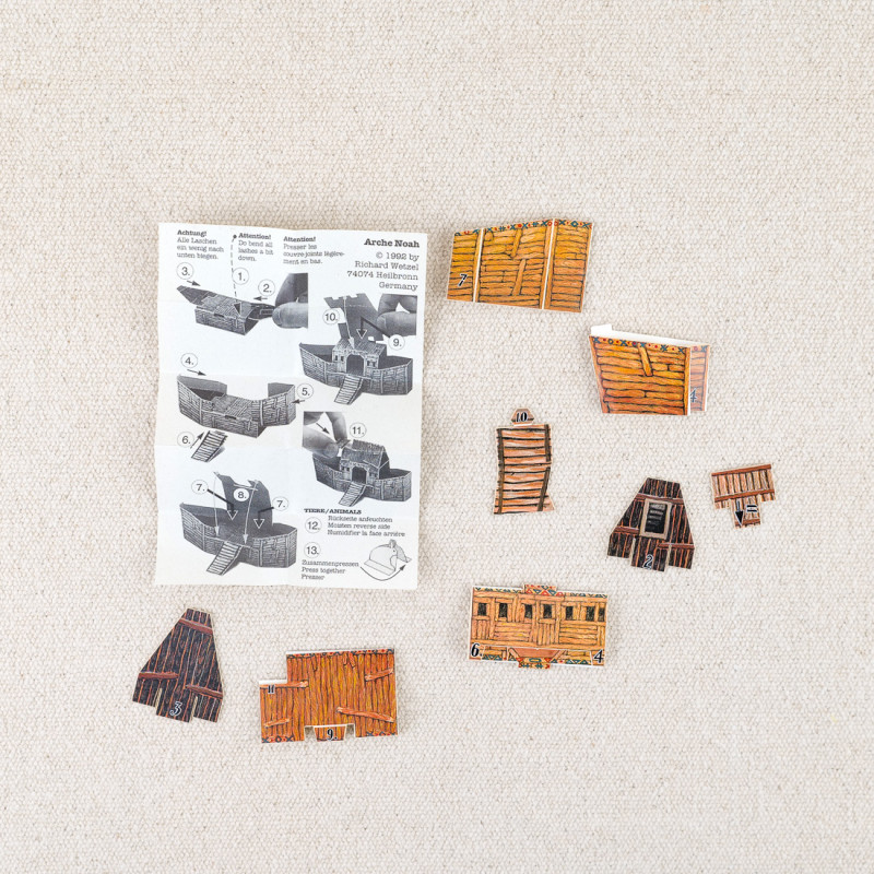 Noah's Ark paper construction set