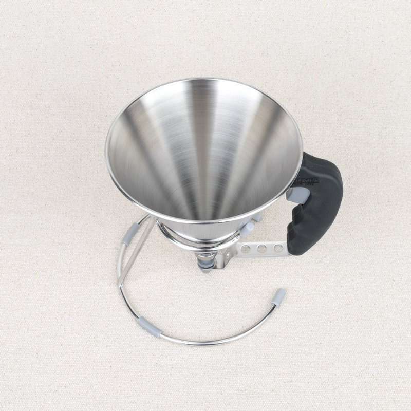 Piston funnel with foot De Buyer