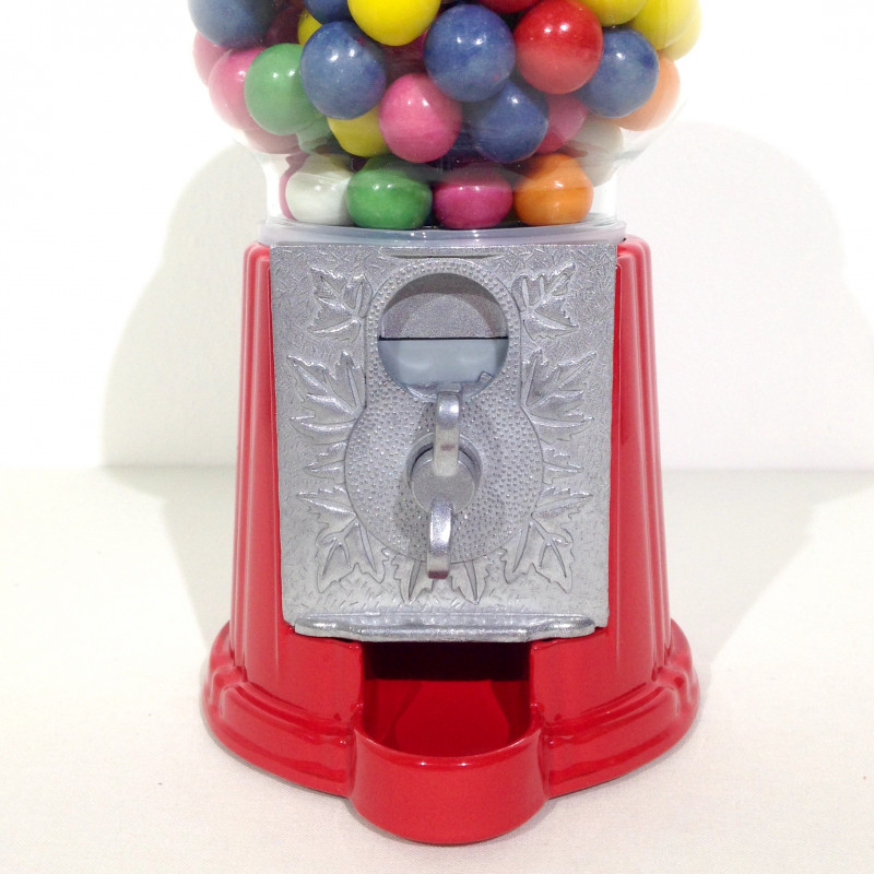 Chewing gum dispenser