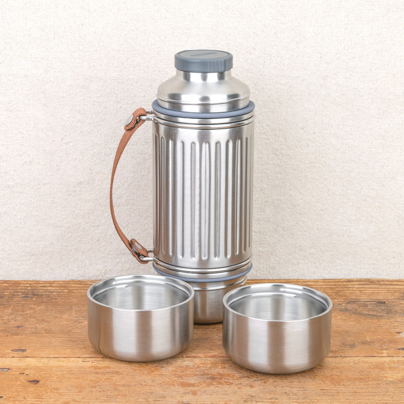 Thermos flasks two cups 1L