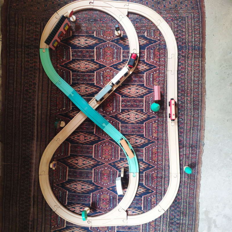 Grand express train circuit