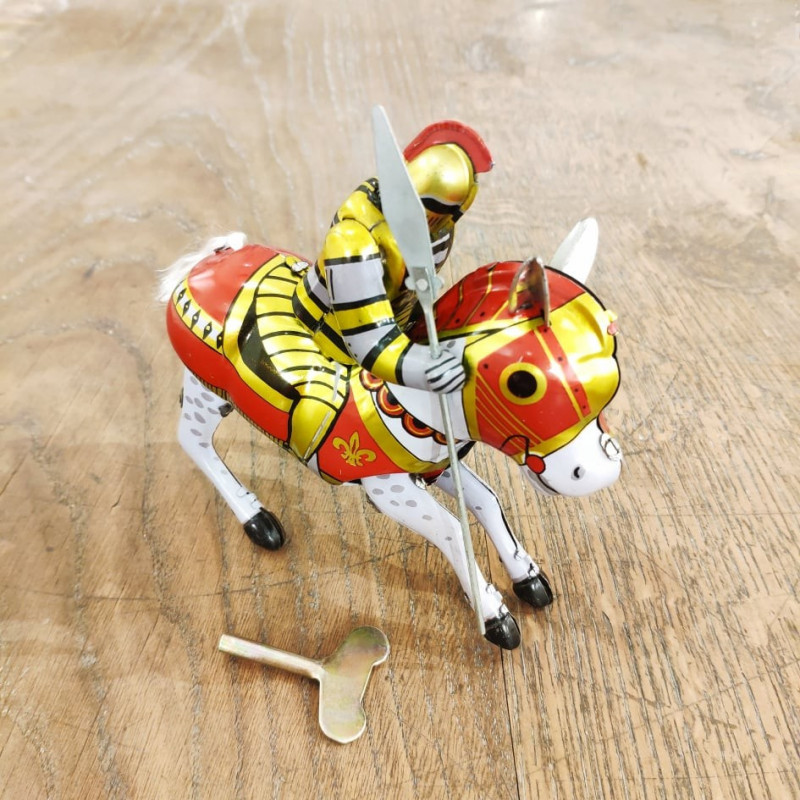 Mechanical knight with key