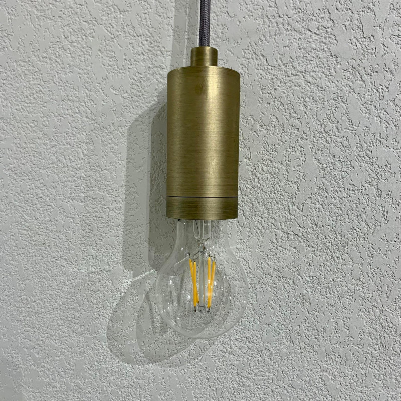 E27 cylindrical socket